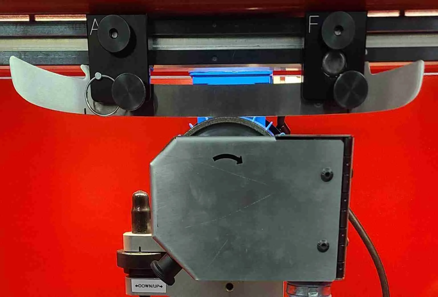 Custom Blade Profiling - SkateTech